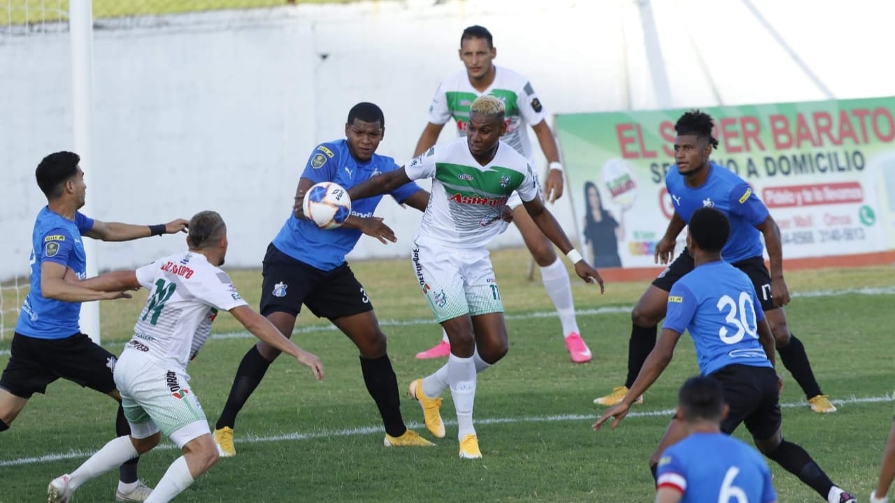 Honduras Progreso golea al Platense en su visita a Puerto Cortés