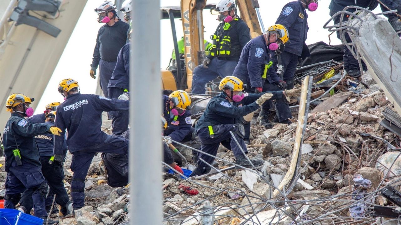 Sube a 94 la cifra de muertos en el derrumbe del edificio en Miami-Dade
