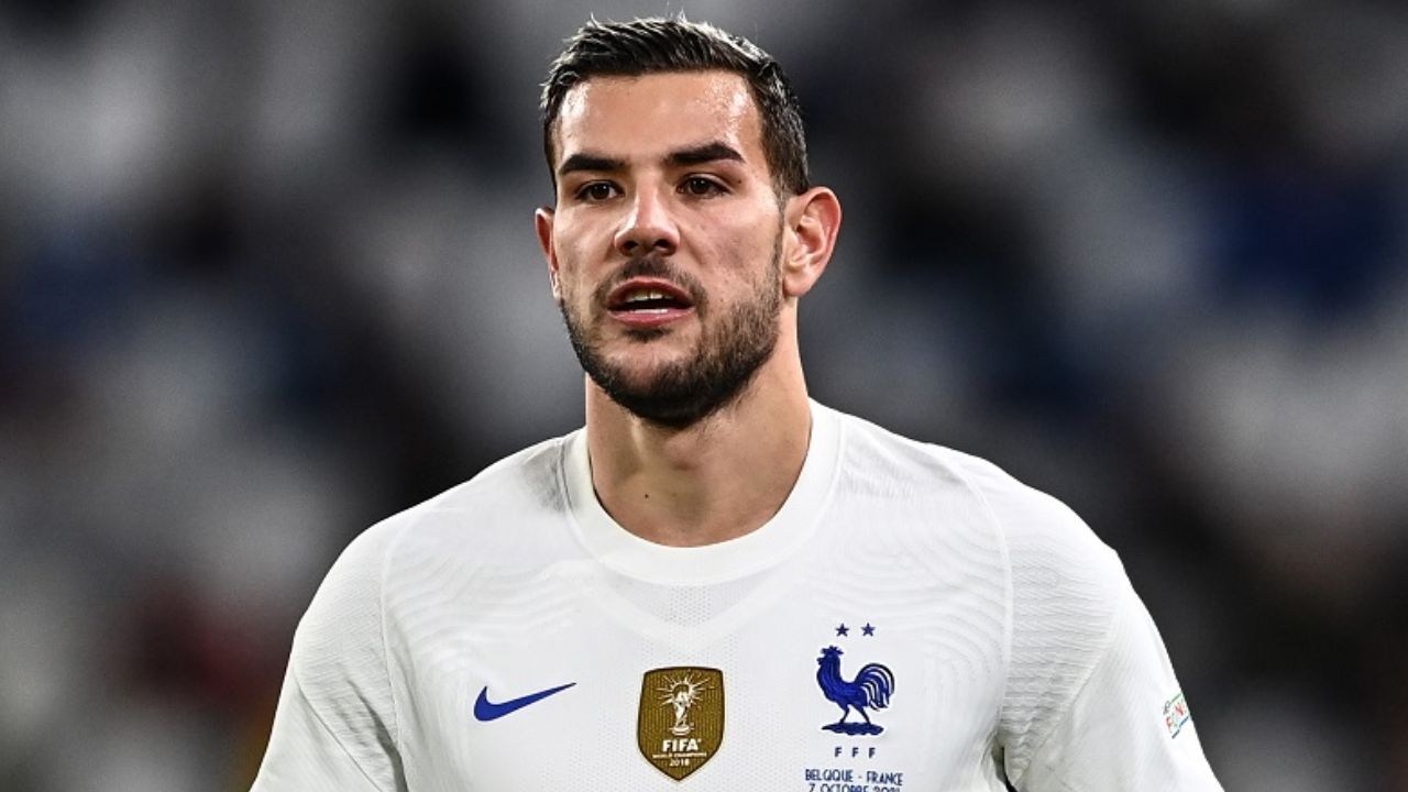 Theo Hernández padres: quiénes son, cuántos años tienen y a qué se dedican