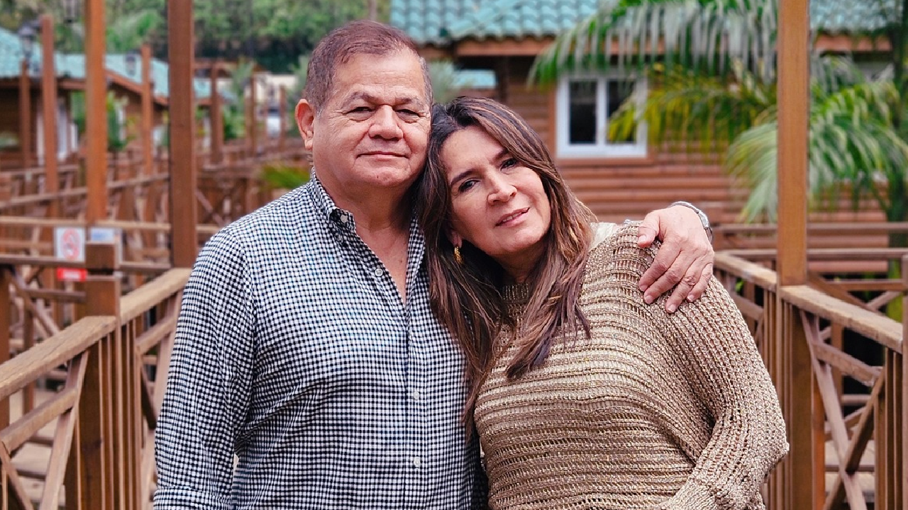 'Te extraño más que nunca': Romeo Vásquez a su esposa el Día de la Madre